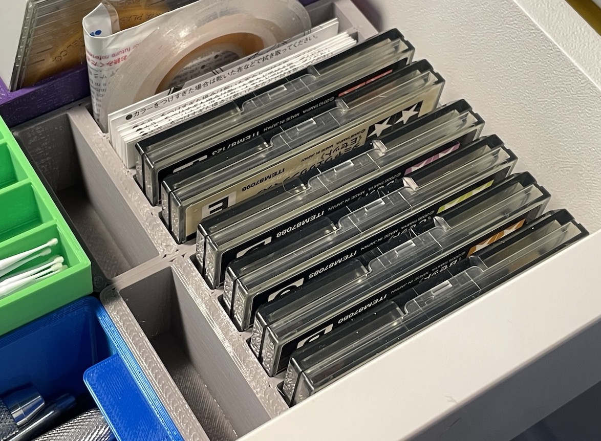 [ALCH] Tamiya weathering system organizers by Erik van de Pol ...