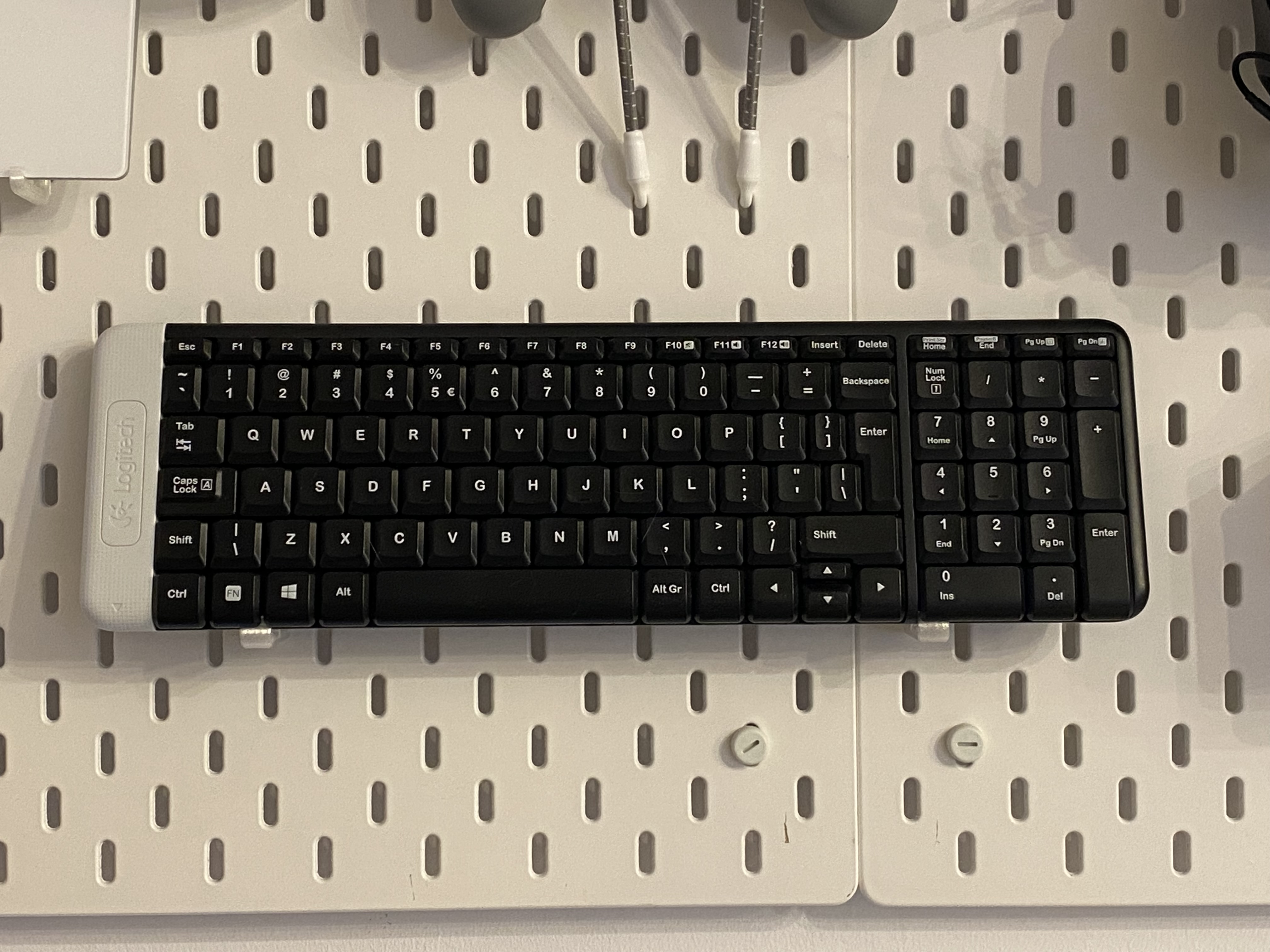 SKÅDIS Logitech K230 Keyboard Holder by Alexandru-Manuel Carabus ...