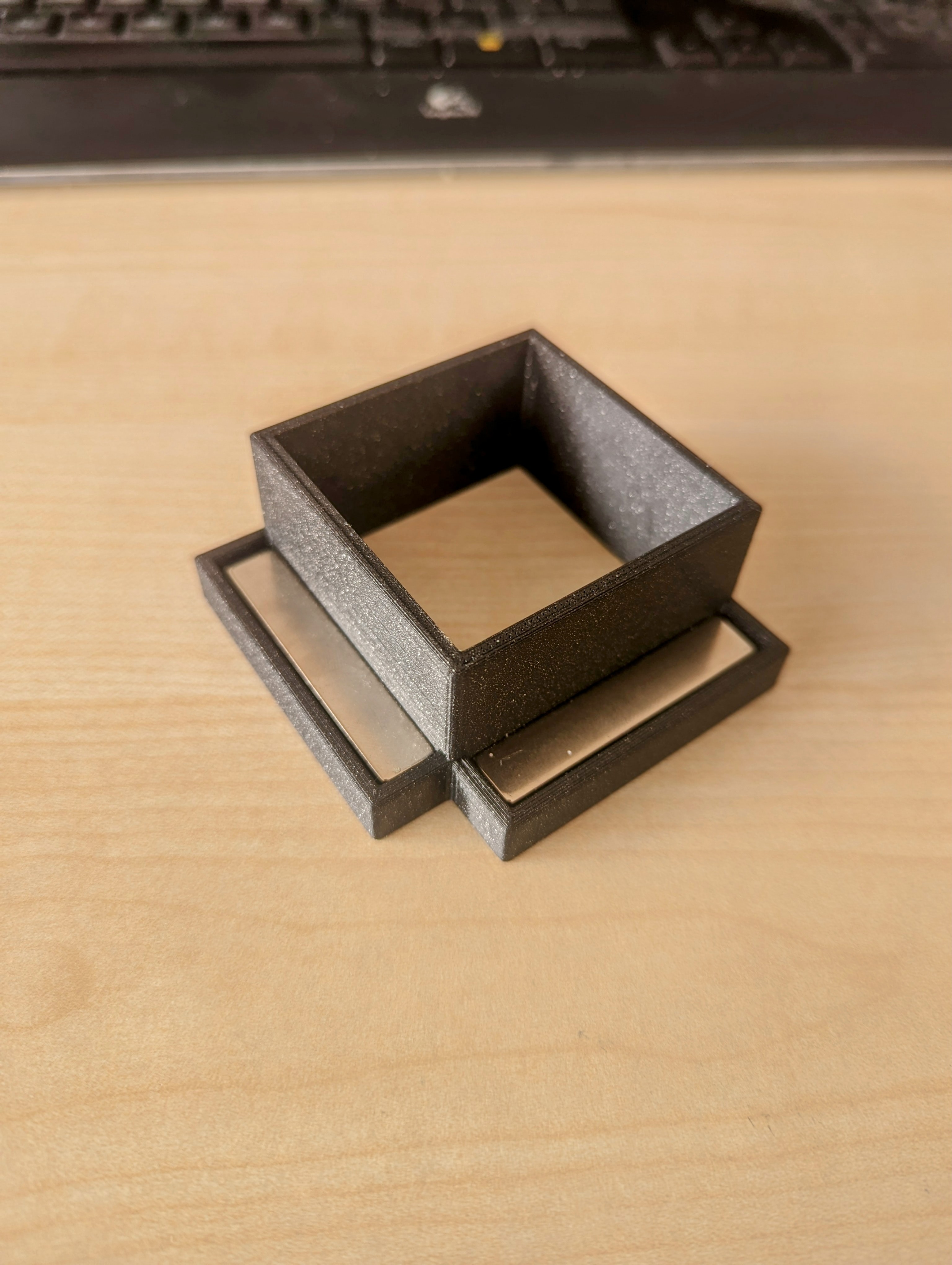 IKEA Lack Magnetic Feet Holder by jan-di | Download free STL model ...