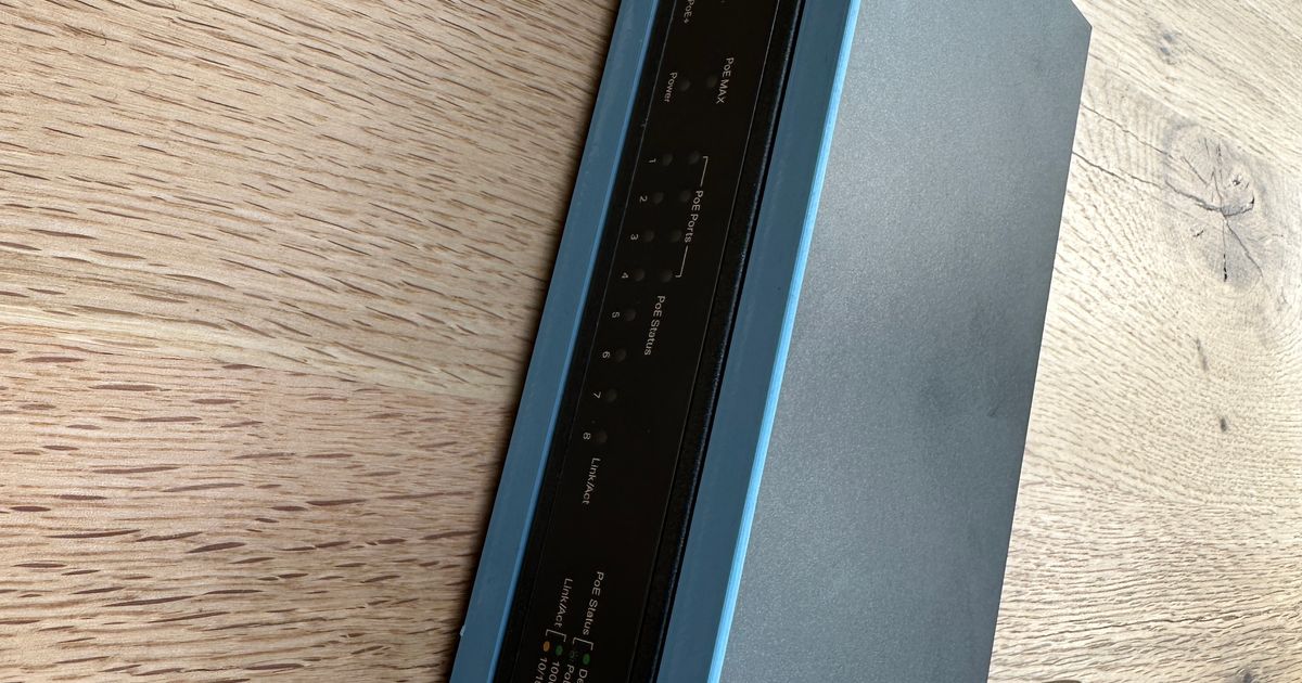 TP-Link TL-SG1008P 3U Rackmount Adapter for 10-inch Network Cabinets by ...