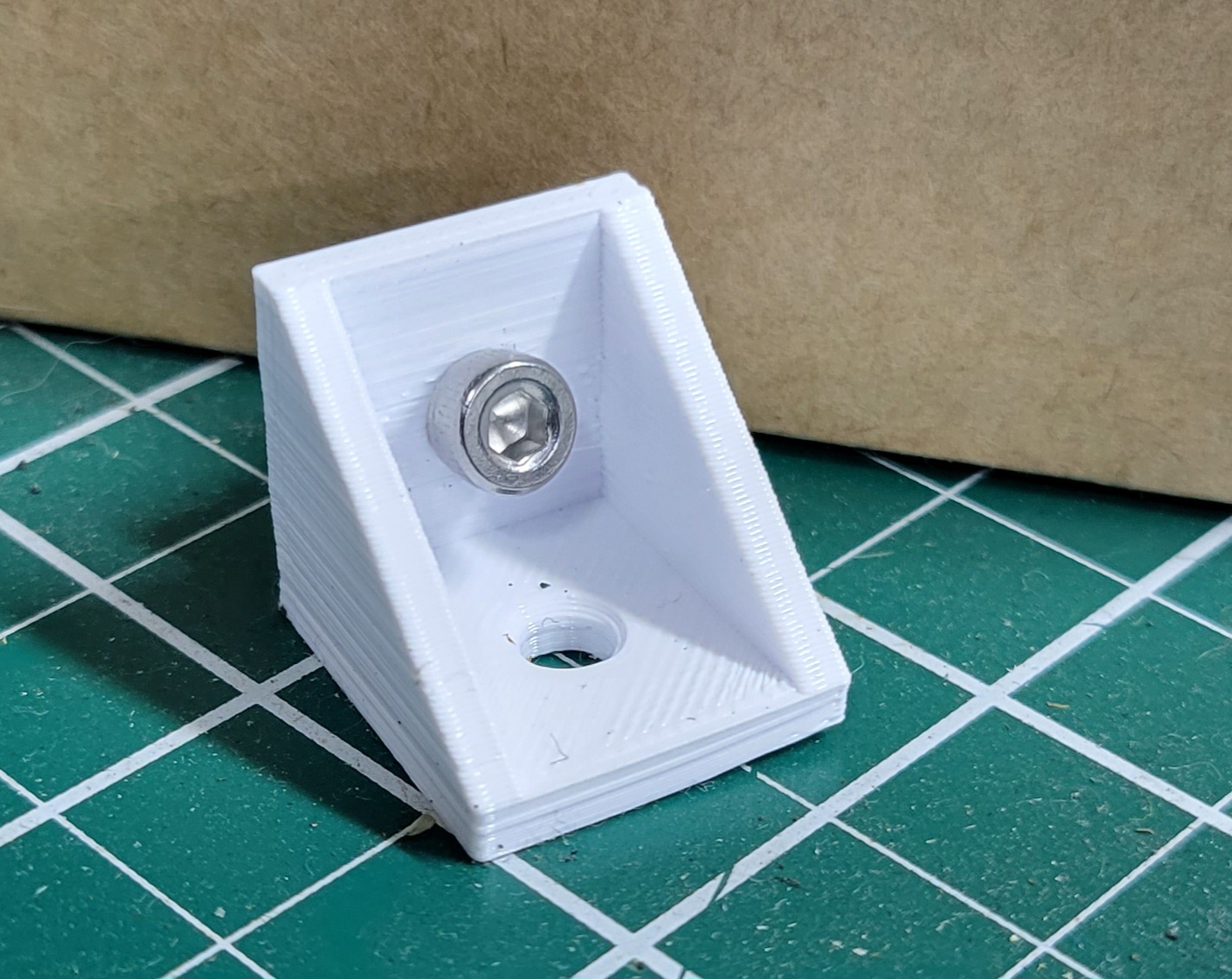 Unirac Aluminum Extrusion Table/Bench Mount by MrMisfitMayhem ...