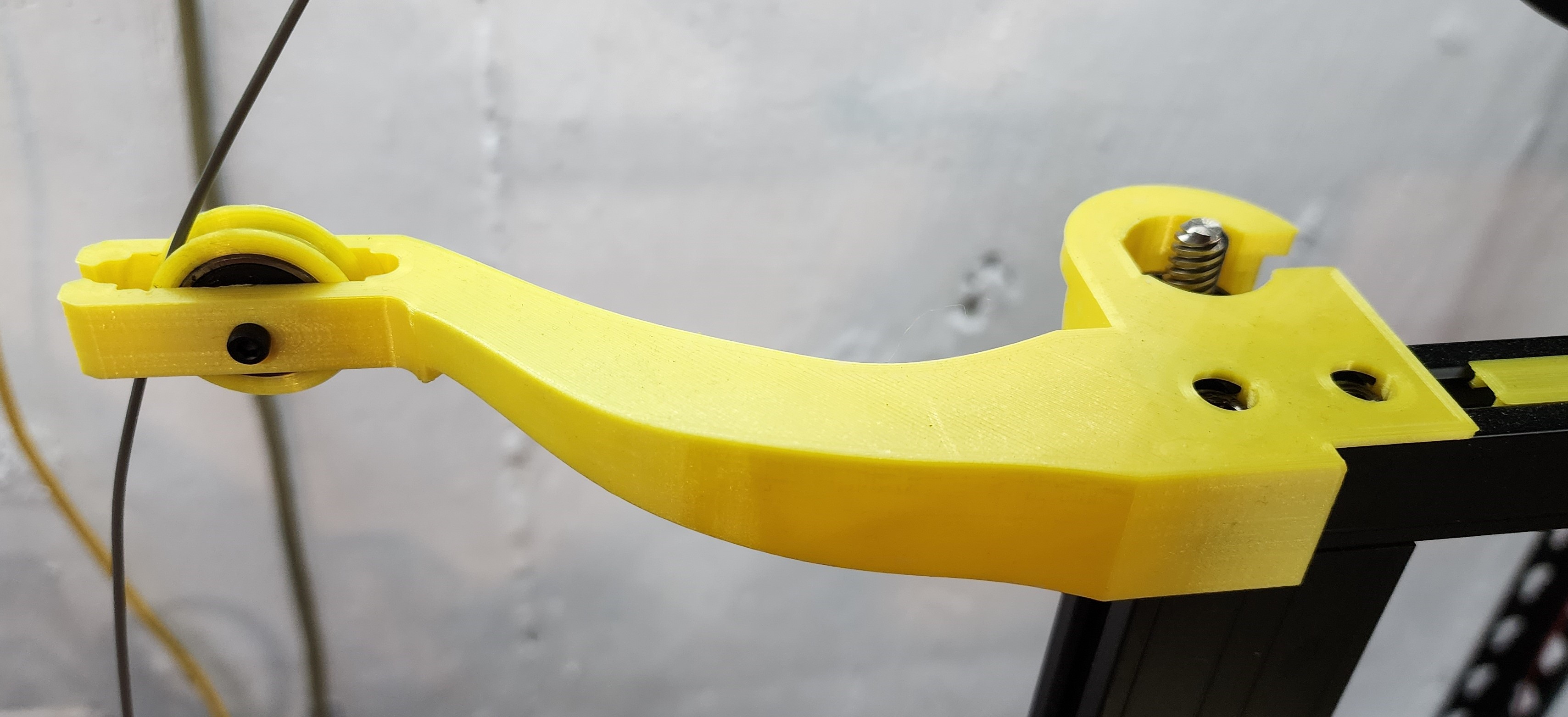 Filament guide with Roller (Remix) by Tekjock | Download free STL model ...