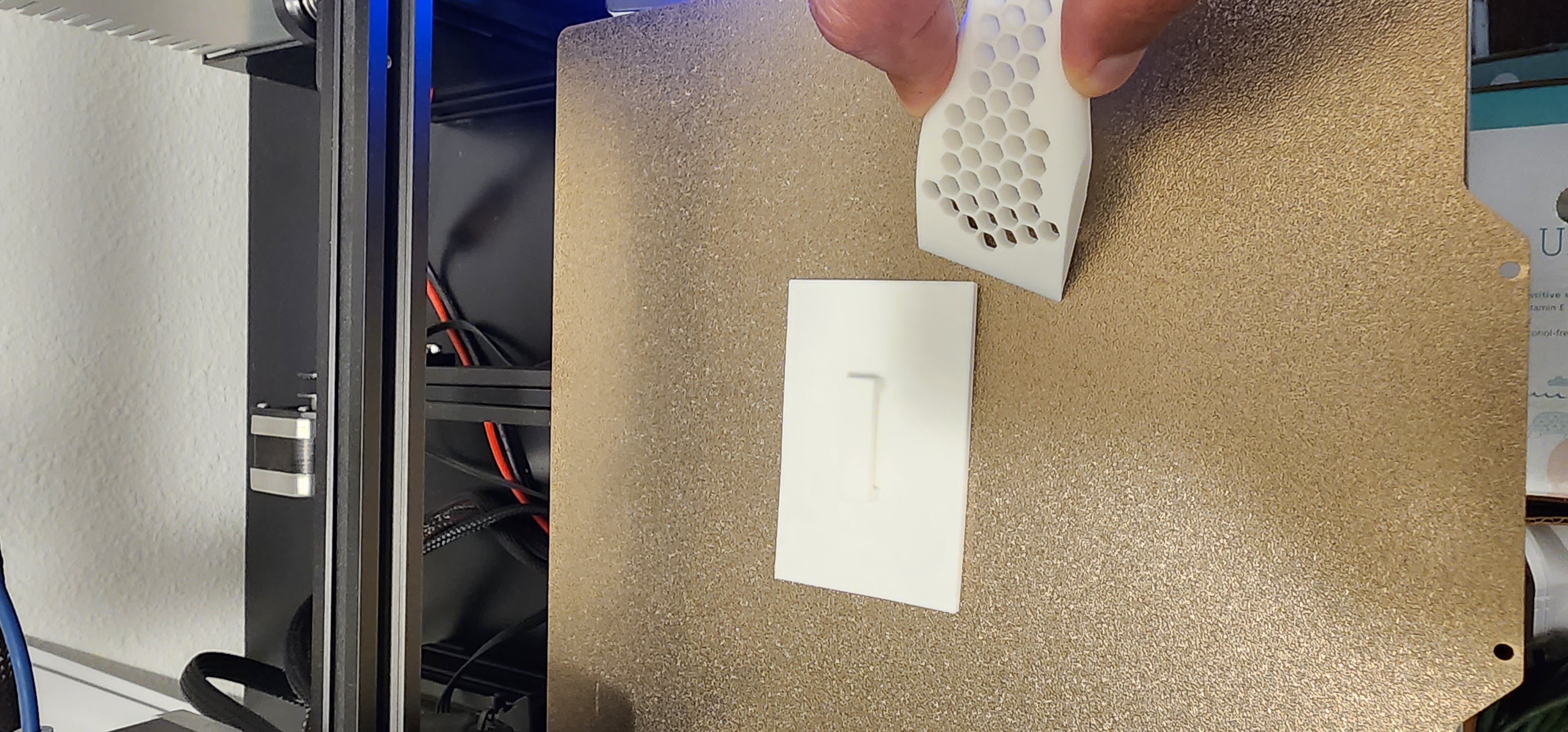 Hexo Scraper (Print Bed Scraper) by Jay93 | Download free STL model ...