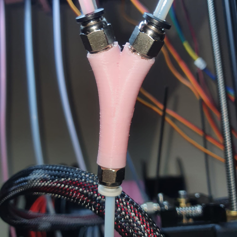 Curved 4 to 1 bowden/ptfe tube joiner/splitter von yoni | Kostenloses ...