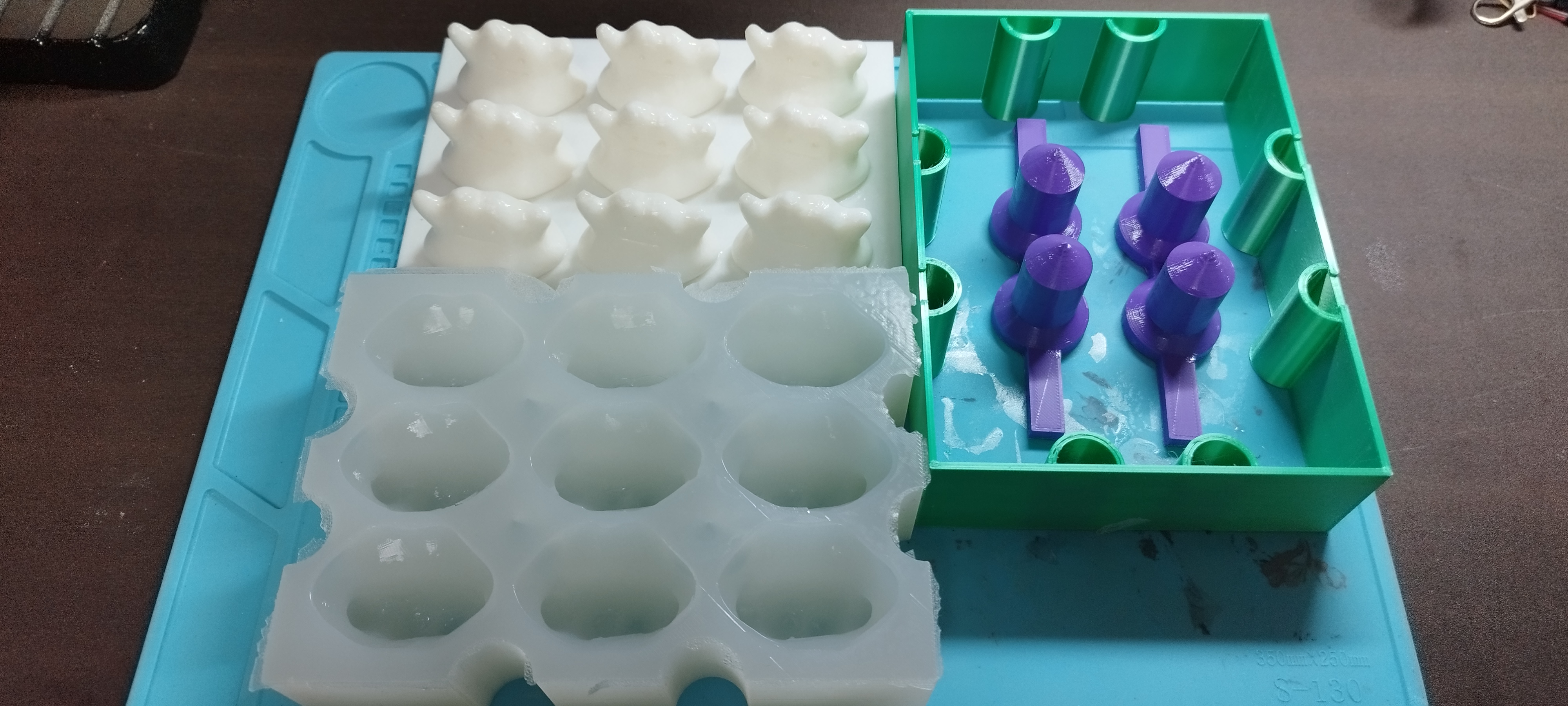 small Ditto(Pokemon) silicone batch mold by Yoshimi Koyama | Download ...