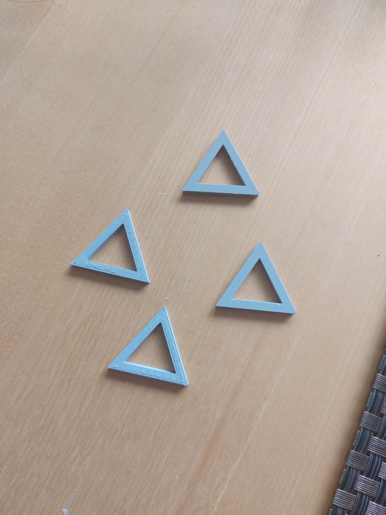 aot triangle straps by joliko13 | Download free STL model | Printables.com