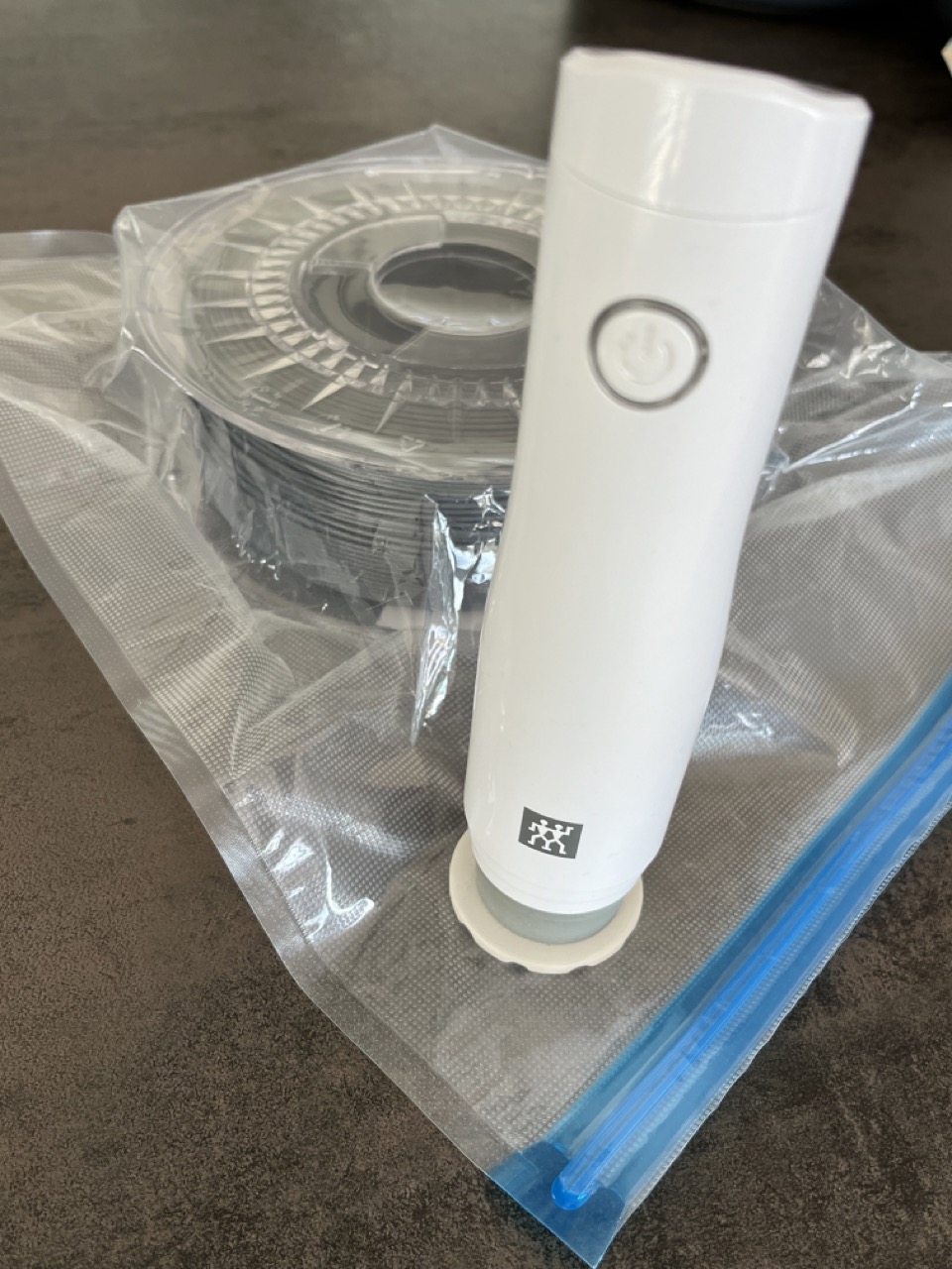 Vacuum helper disc for filament dry bags by Elektroarzt | Download free ...