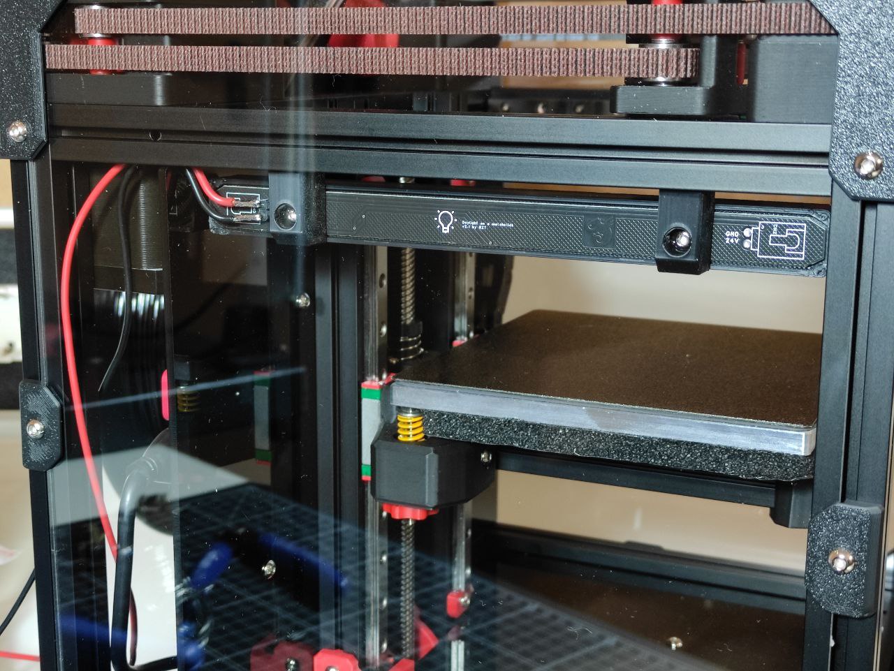 Voron 0.2 shielded LED bar for Daylight on a matchstick v2.1 by RZT by ...