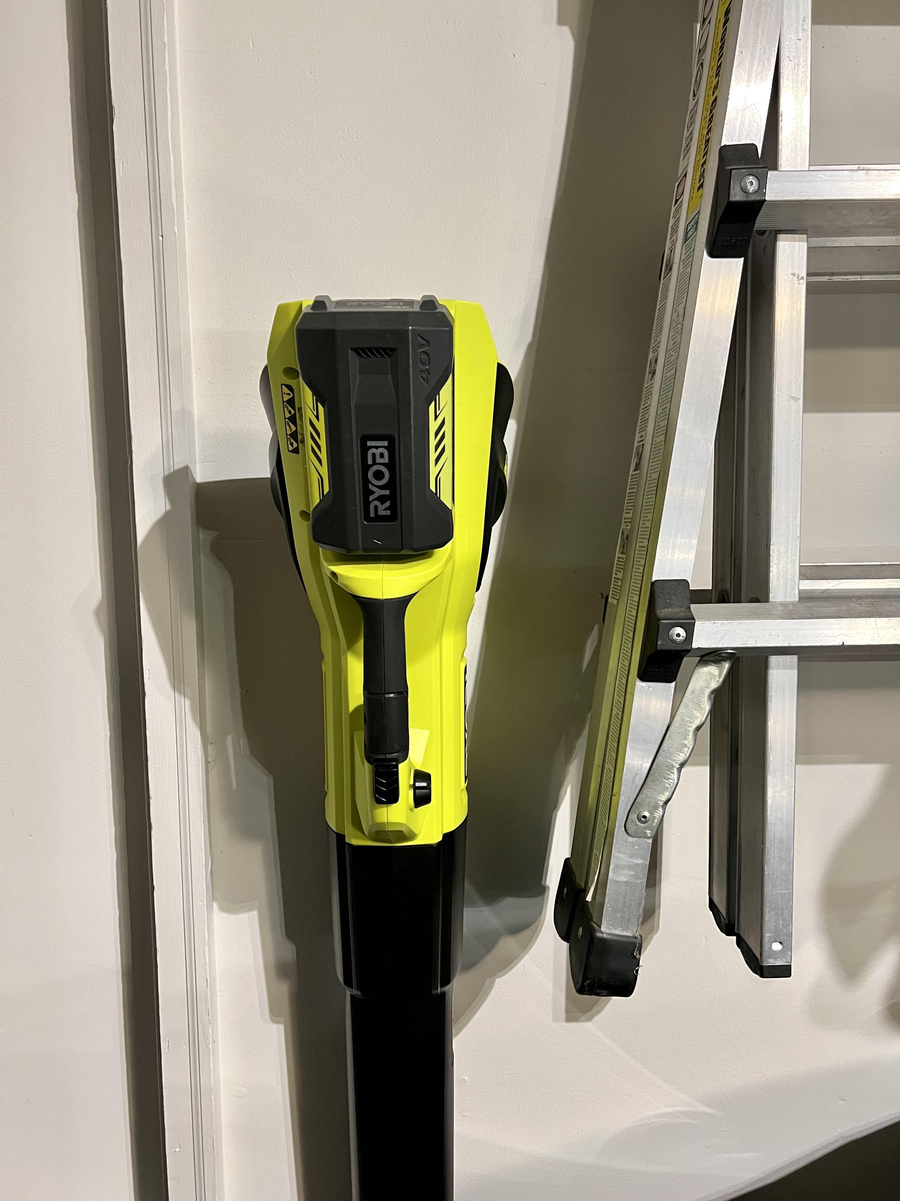 Ryobi rbl1851s store