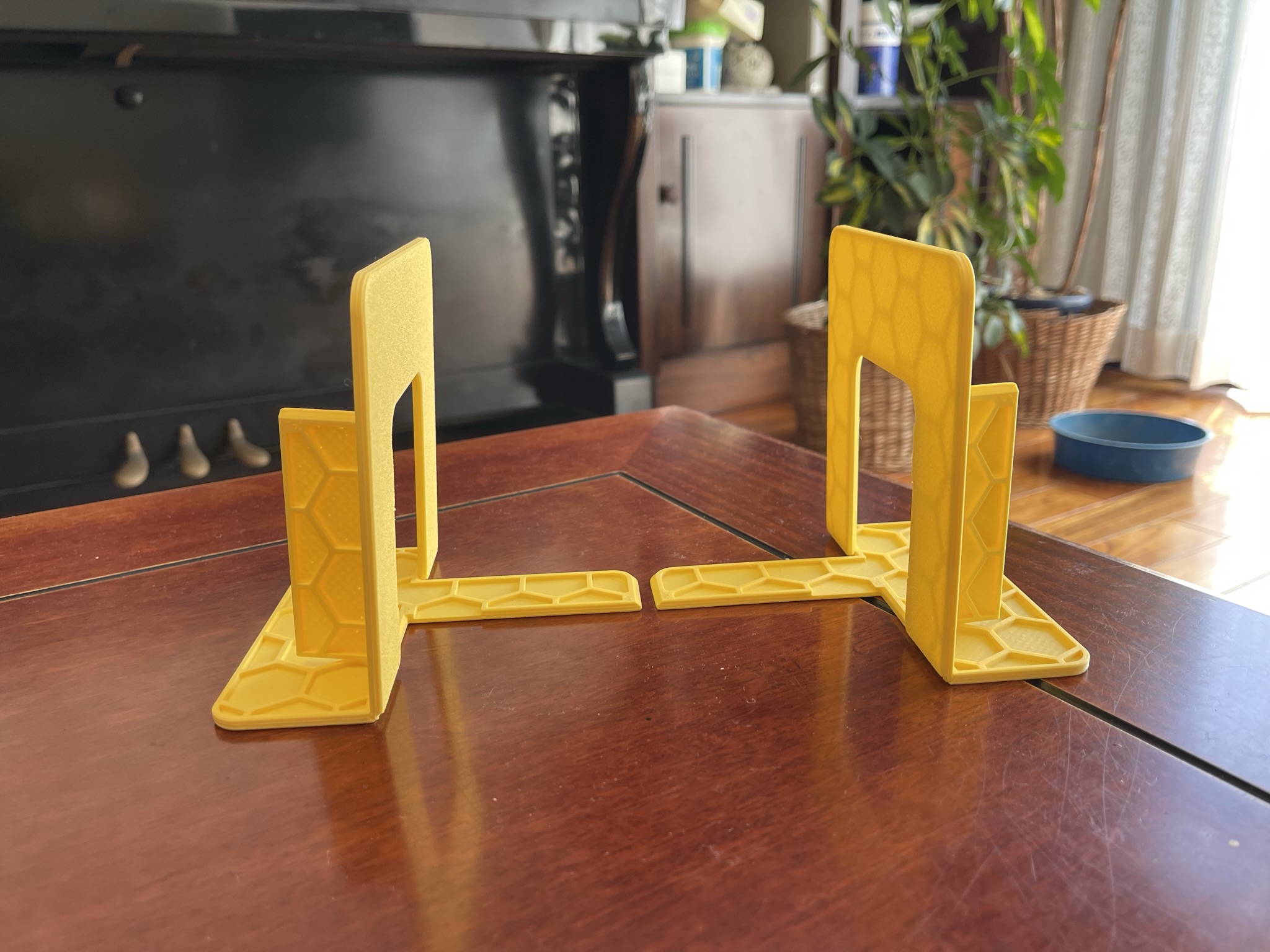 Foldable Bookends by Hana | Download free STL model | Printables.com