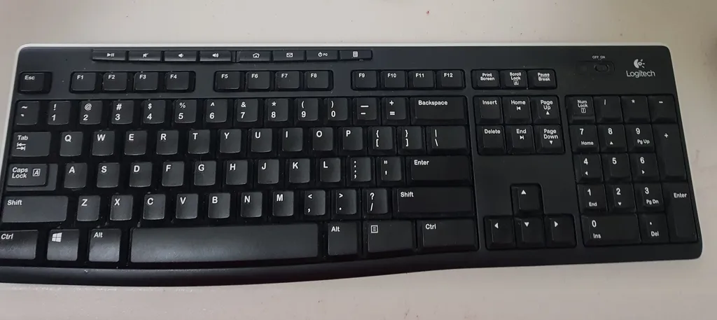 Logitech Keyboard Legs by GeoSaffer | Download free STL model ...