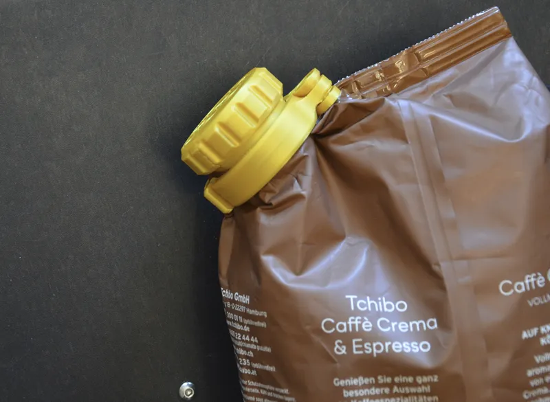 Bag clip with screw cap da firstgizmo | Scarica il modello STL gratuito ...
