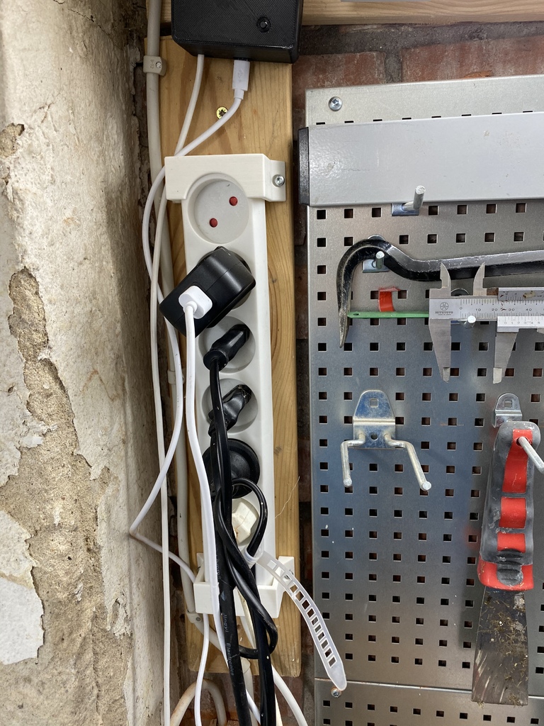 Ikea power outlet mount by Mikbund | Download free STL model ...
