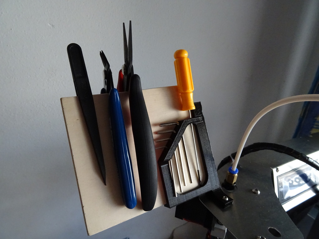 really simple toolholder by lu po | Download free STL model ...