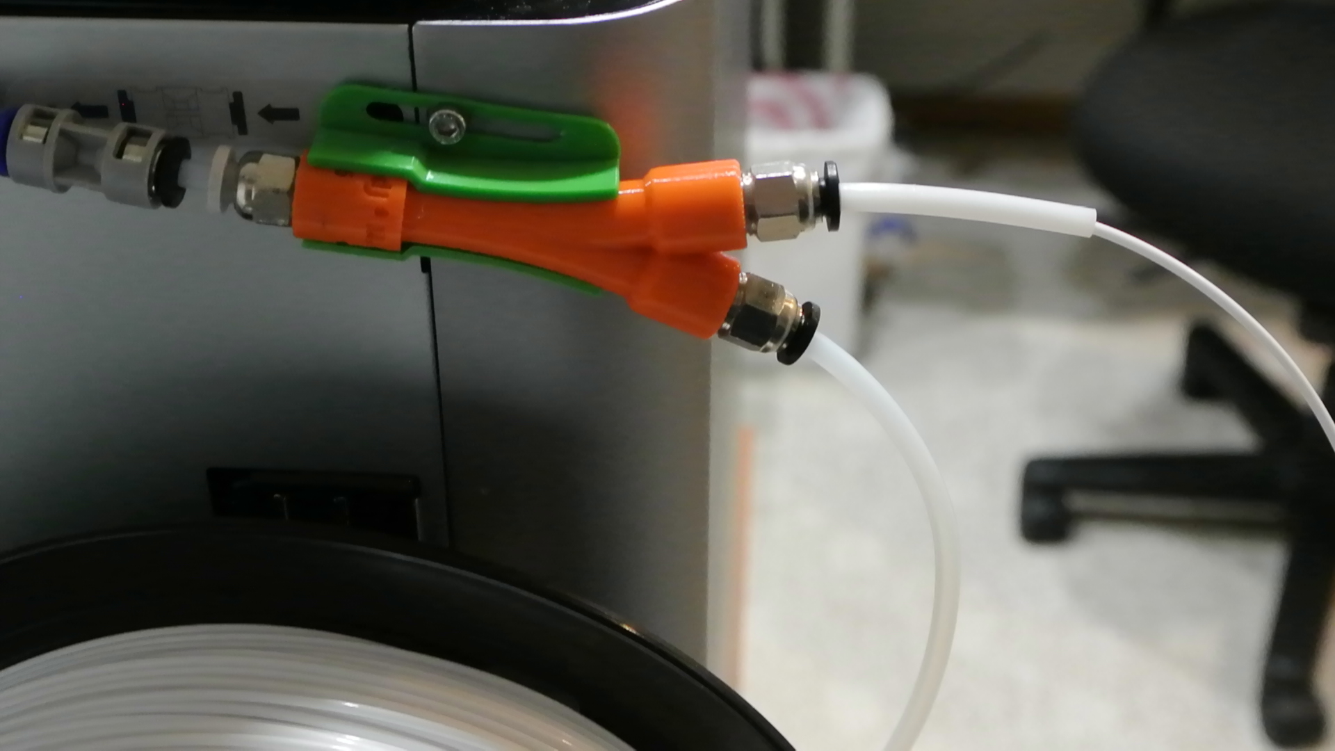 Y-Splitter for the Bambu Lab X1C AMS by Ed Johnson | Download free STL ...