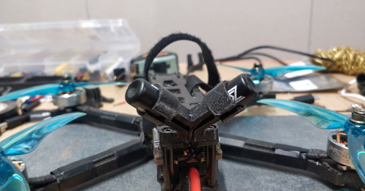 Walksnail Avatar antenna mount on TBS source one v5 par jauler ...