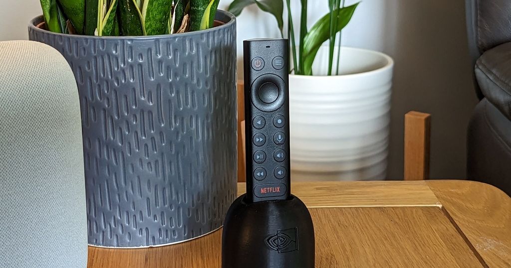 Nvidia Shield remote holder by Tommy Monk | Download free STL model ...