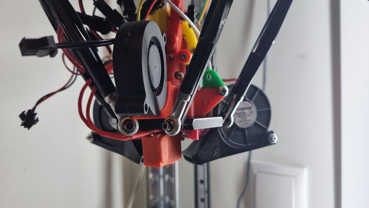 Kossel Plus Volcano mount for 3 x 5015 blowers by coderus | Download ...