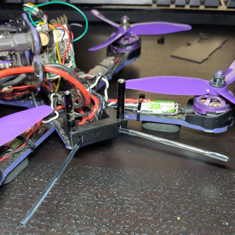 Eachine Wizard TX antenna holder by Stavros | Download free STL model | Printables.com