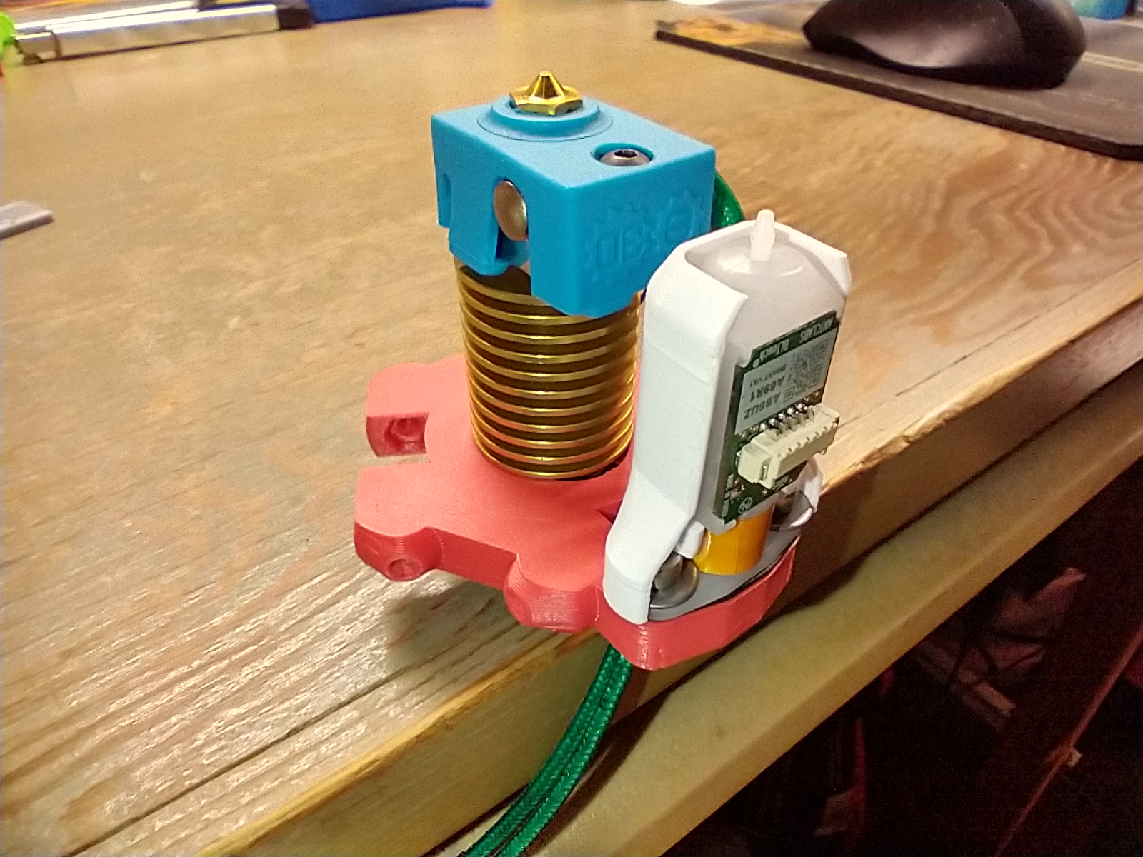 Kossel Mini E3D V6 Effector with BlTouch Mount by CrooksUSA | Download ...