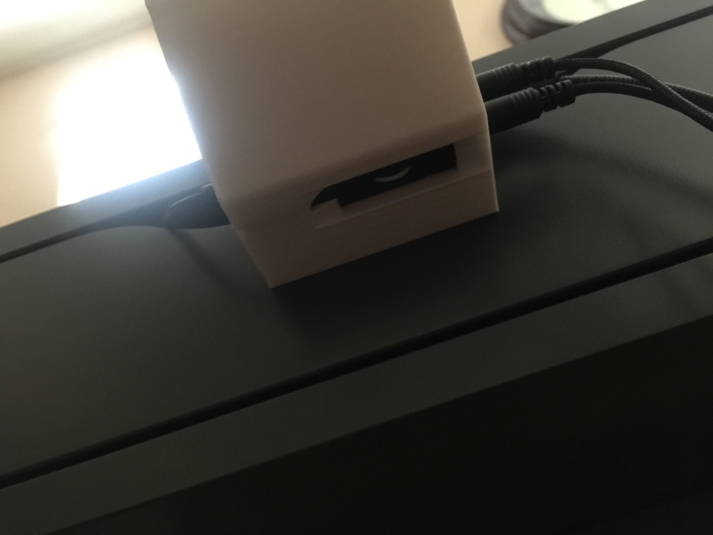 HyperX Cloud Headset rest/stand by Jesh | Download free STL model ...