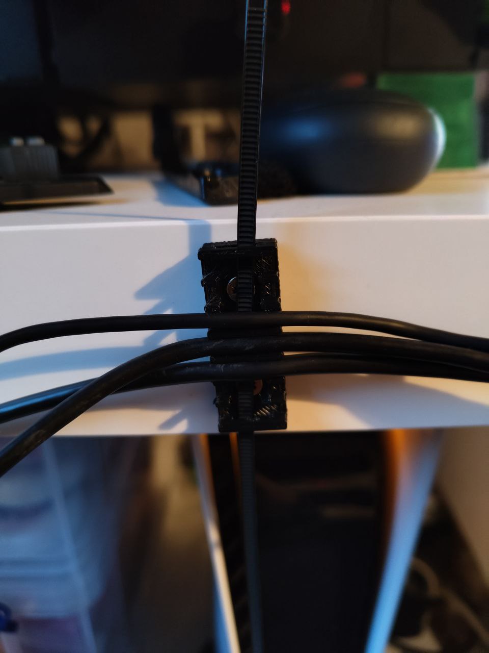 Simple Cable Tidy by Michael Waldron | Download free STL model ...