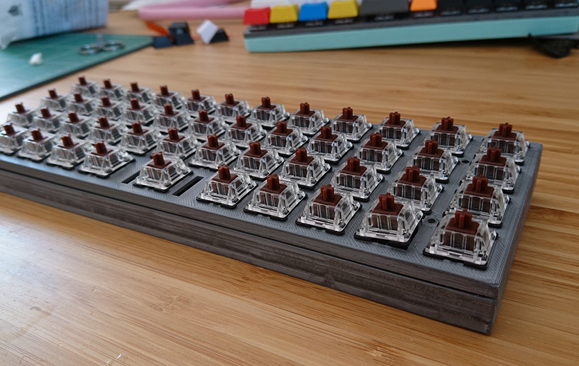 Planck Plate and Case (teensy based) by falangy | Download free STL ...