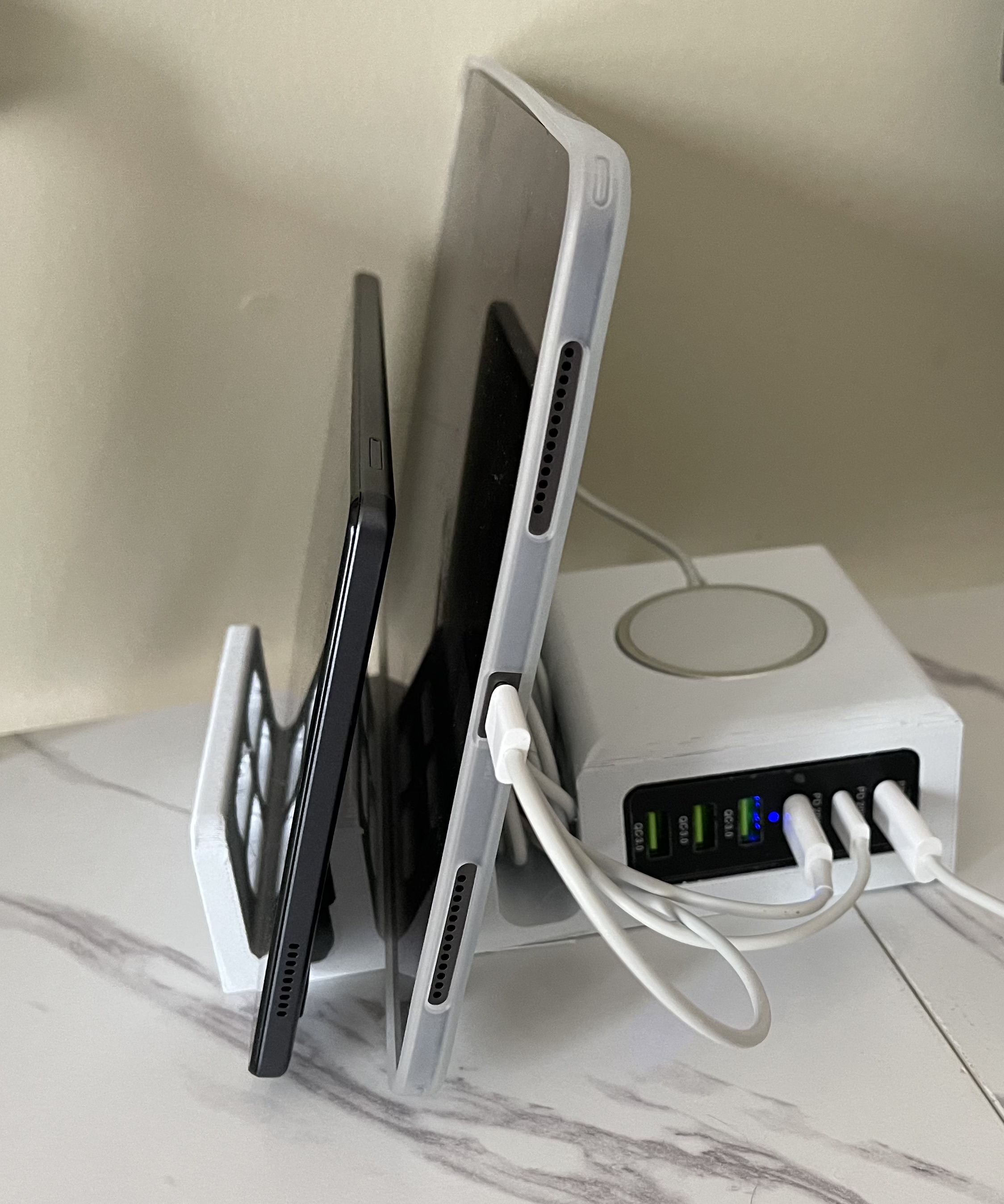 Multi-Device Charging Station with Wireless Phone Charger by kldMurshed ...