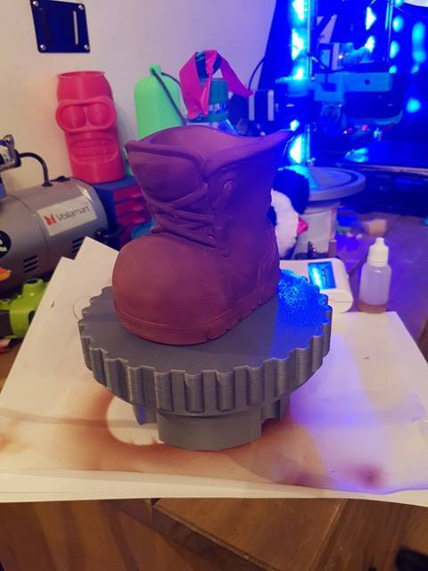 airbrush spray painting turntable using airsoft bb's by Lokijester ...