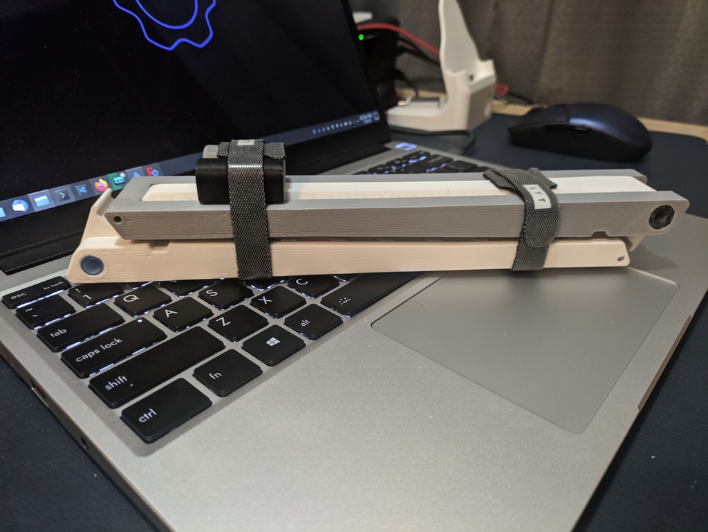 Adjustable Framework Laptop Stand von RootInit | Kostenloses STL-Modell ...