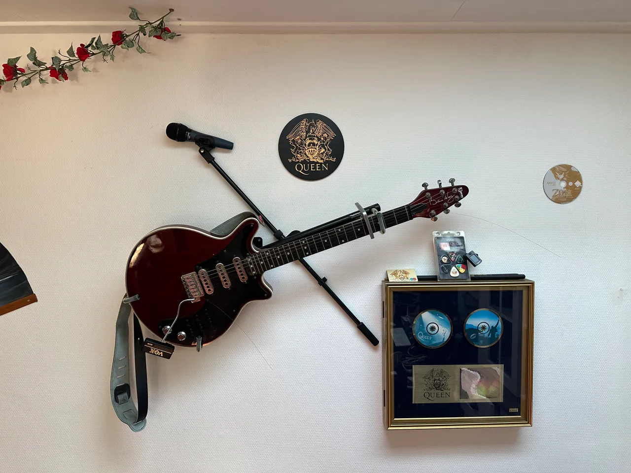 Queen crest Remix by MC Taz Man | Download free STL model | Printables.com