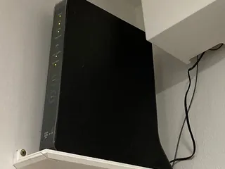 Corner shelf for modem - optimized for Prusa Mini by Jan Vlcek ...