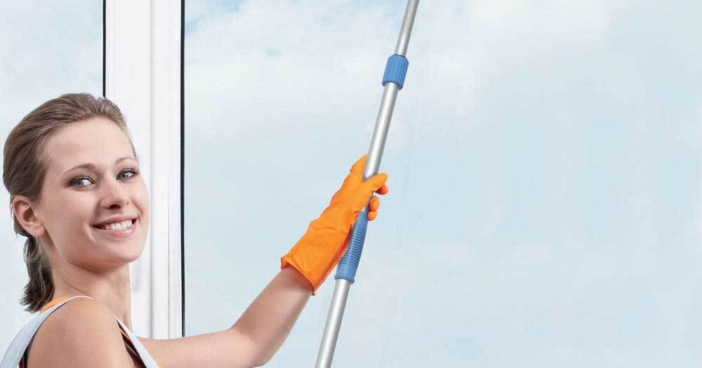 Glass cleaner for external windows with rotating context by Lune Design ...