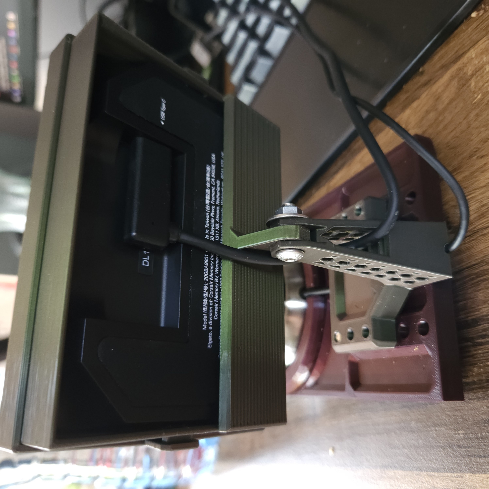 Adjustable mount for Elgato StreamDeck and 3D Connection manipulator by ...