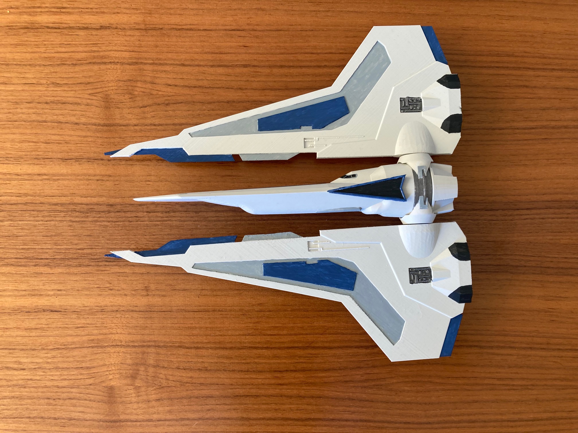 Mandalorian Spaceship Kom'rk class (Bo-Katan Gauntlet) - Star Wars by ...