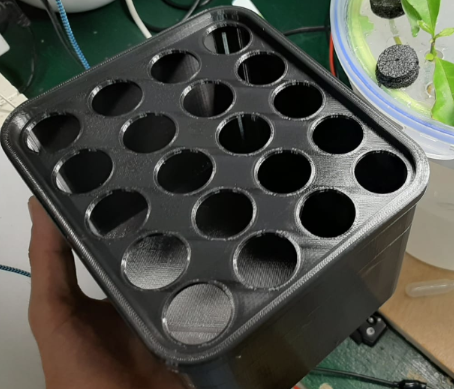 Aeroponics system for Cuttings (no support) by G4ZO | Download free STL ...