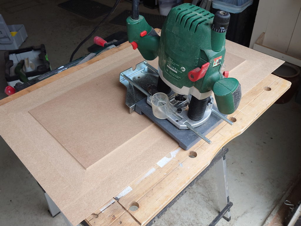 Raised Panel Jig for Handheld Router by matthijsbos | Download free STL ...