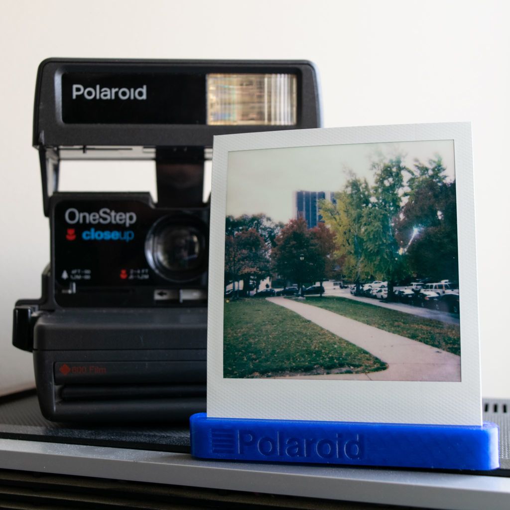 Polaroid Picture Stand 'Frame' by Joseph Maltinsky | Download free STL ...