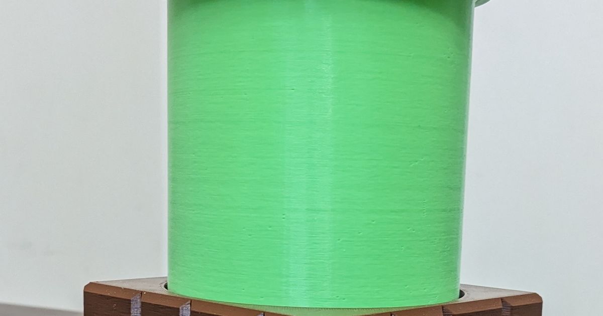 Block and Pipe Tissue Holder by layer.works | Download free STL model ...