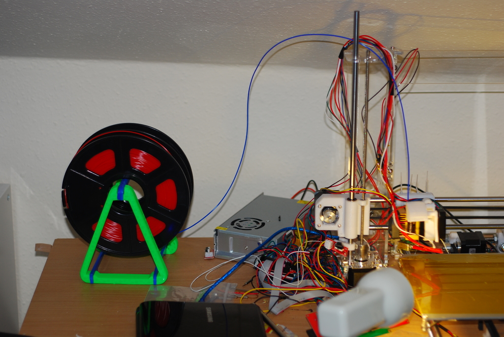 Spool Stand par PartyLime | Téléchargez gratuitement un modèle STL ...