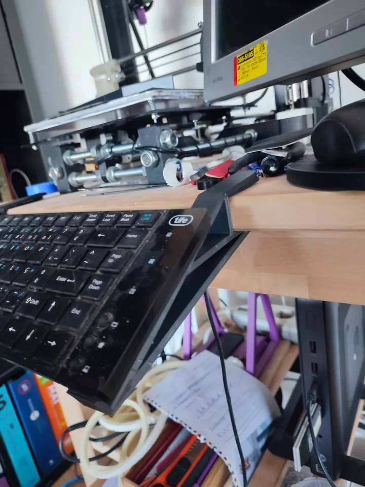 keyboard stand by incognito2pt | Download free STL model | Printables.com