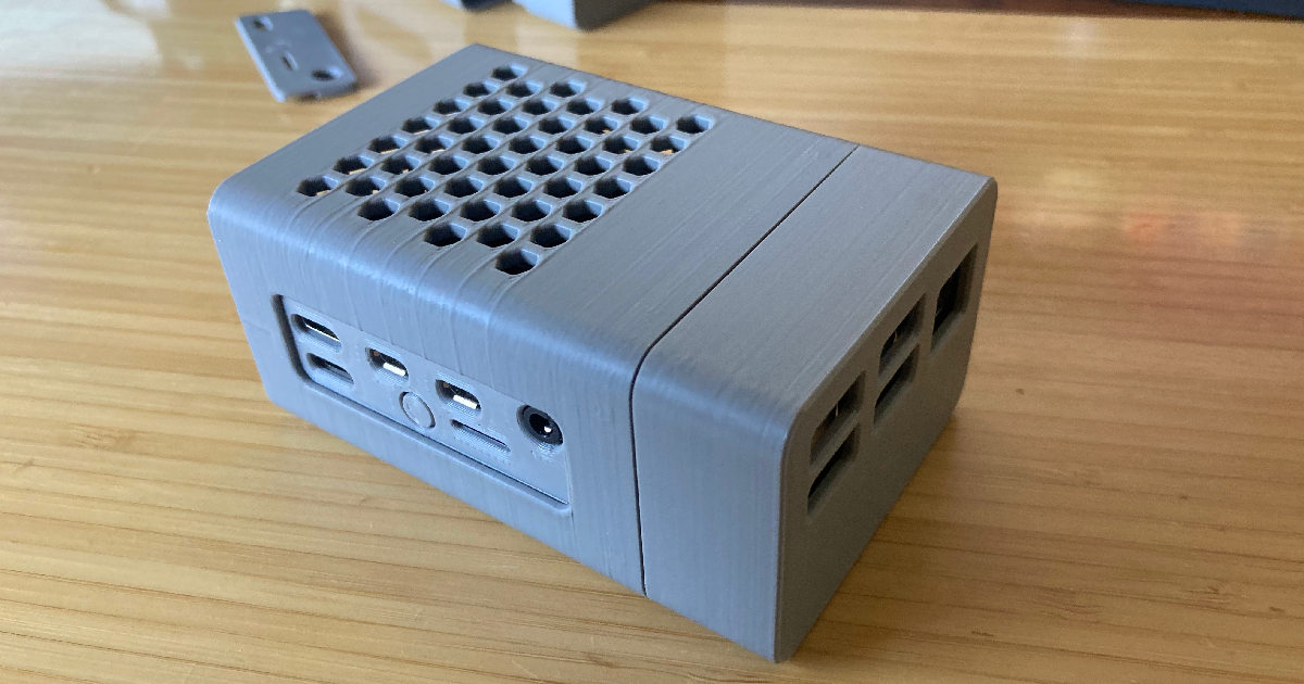 Slipcase for Pi4B+PiSugar3 by Carter | Download free STL model ...