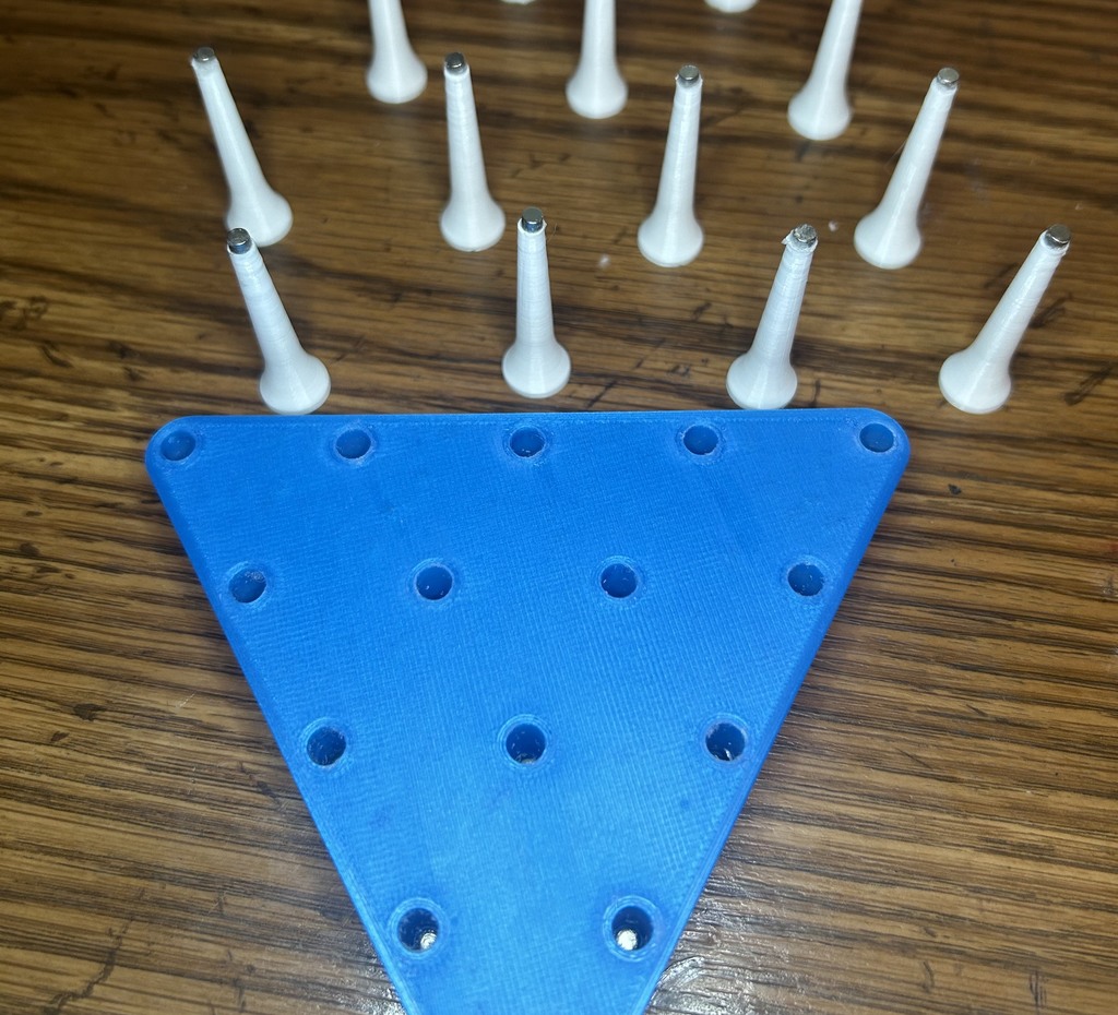 Magnetic Peg Game / Peg Solitaire by Yung Lysol | Download free STL ...