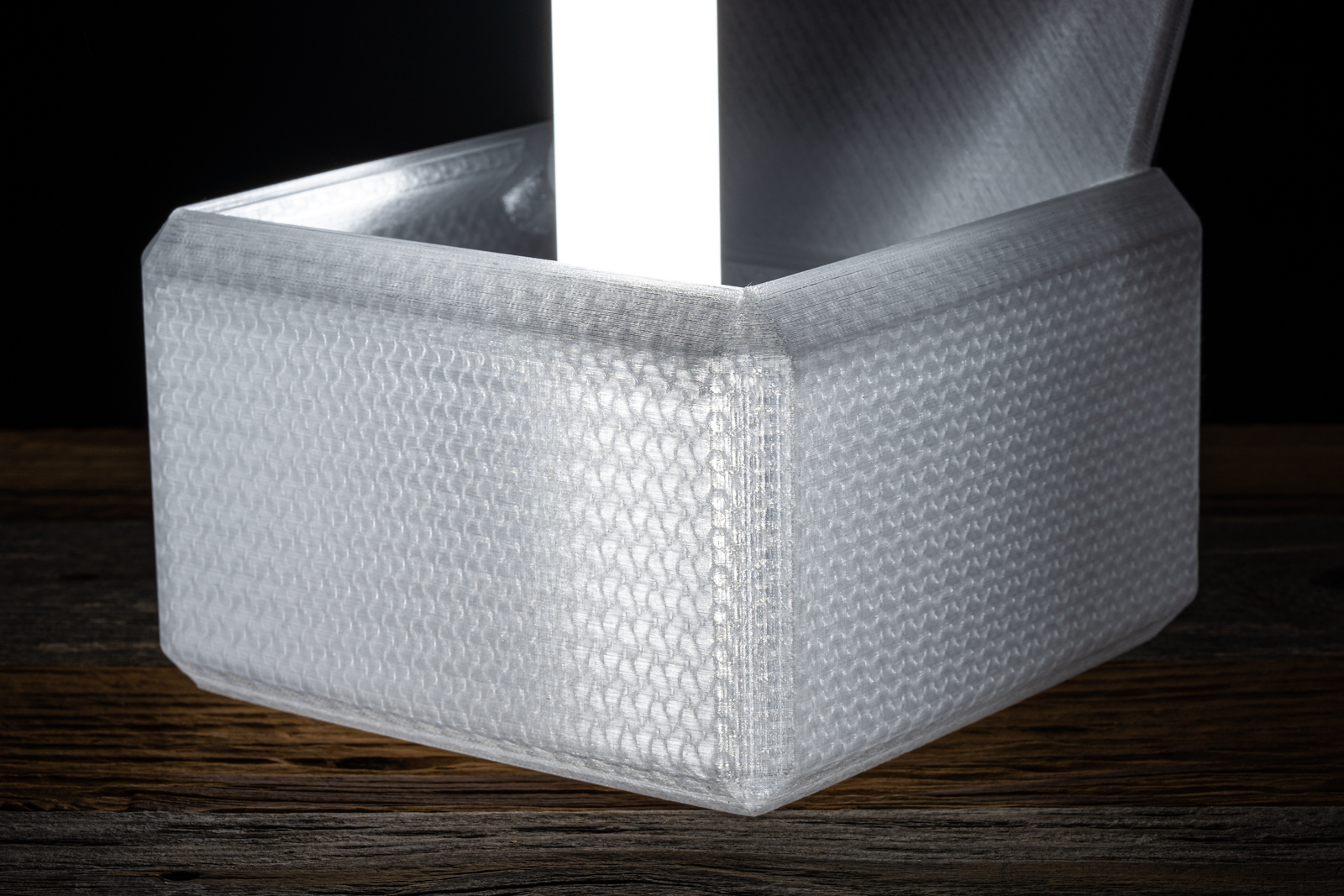 Sturdy Box with Lid and Thick Walls for Transparent Filament by Lucky ...