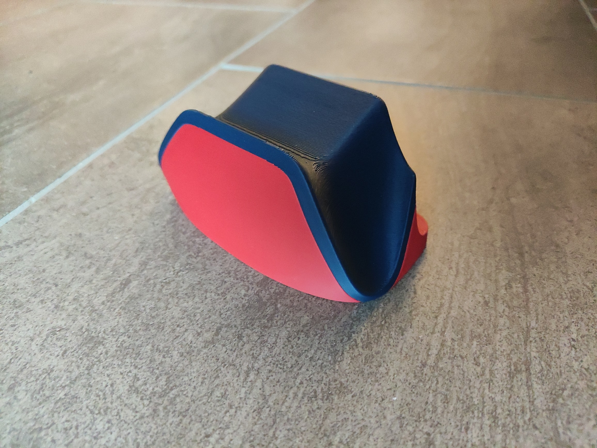 Xbox Controller Stand - 2 Color MMU by gigax2 | Download free STL model ...