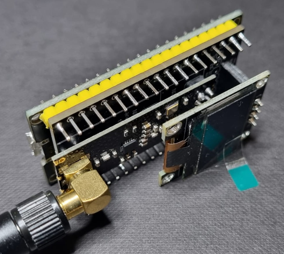 openDTU / Ahoi Housing for one external antenna by Tommi_nrw | Download ...