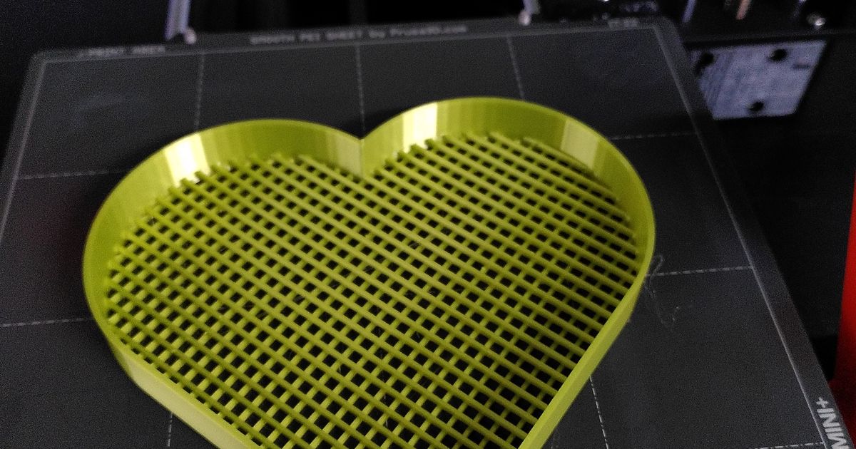 Parametric Sieve in shape of Heart (OpenSCAD) by rixvet | Download free ...