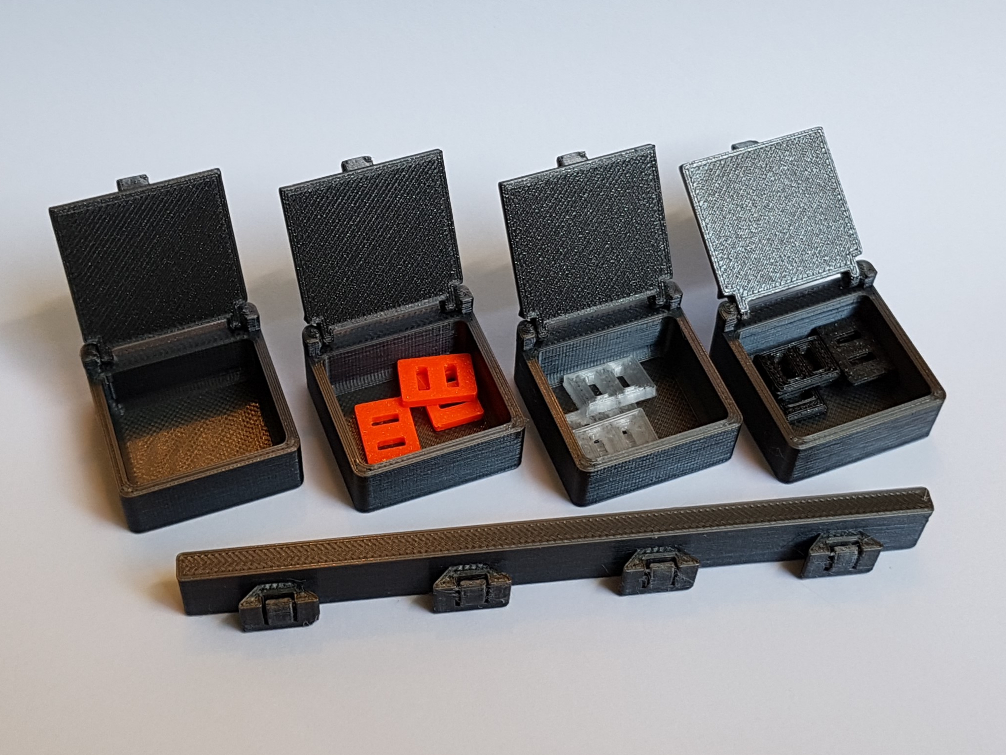 Hinged lid containers connector bar by HD_Creator | Download free STL ...