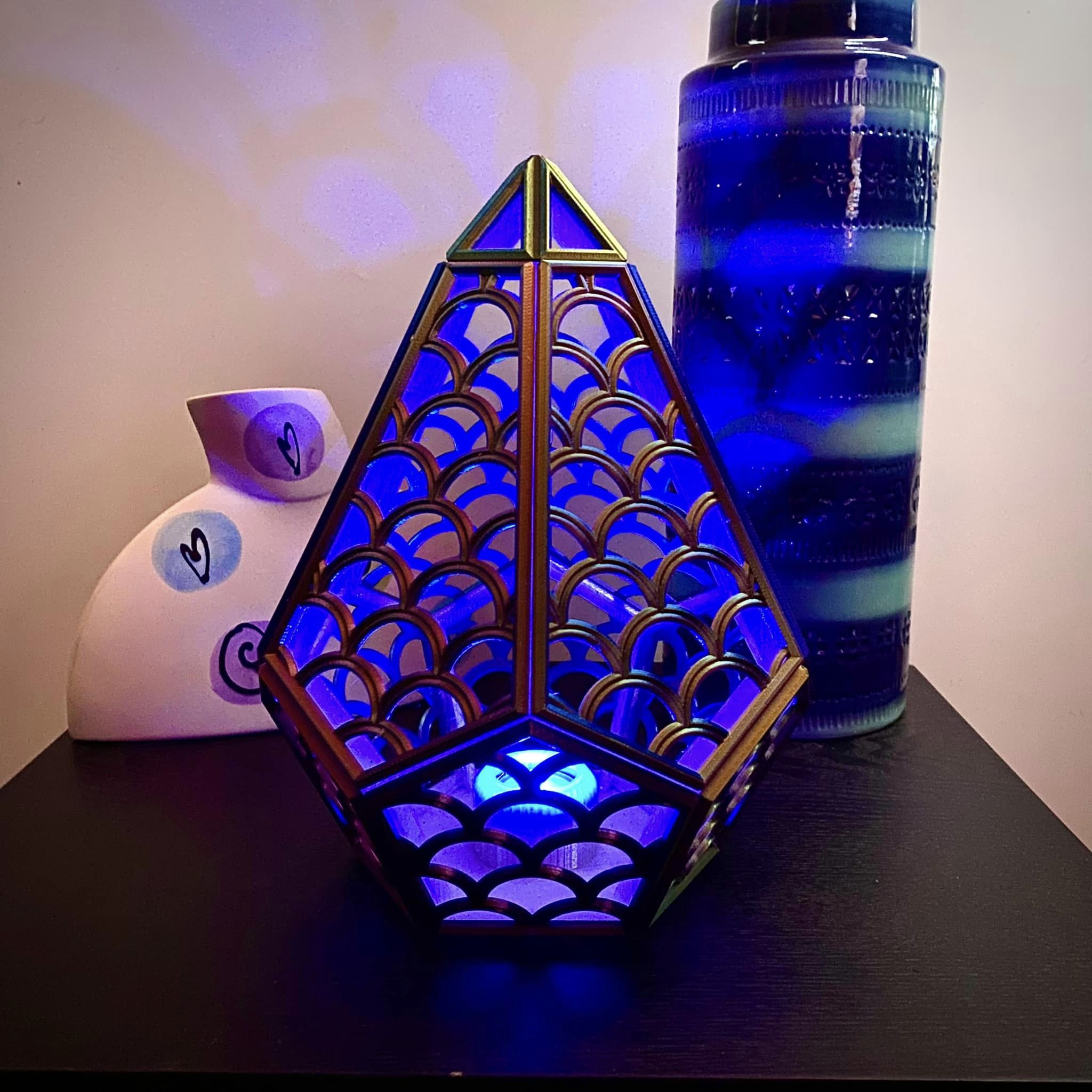 Fish Scale Lamp by ChrisTheViolaNerd | Download free STL model ...