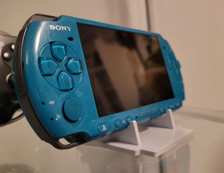 Universal stand for handheld consoles PSP, Vita, DS, DSi, WonderSwan ...